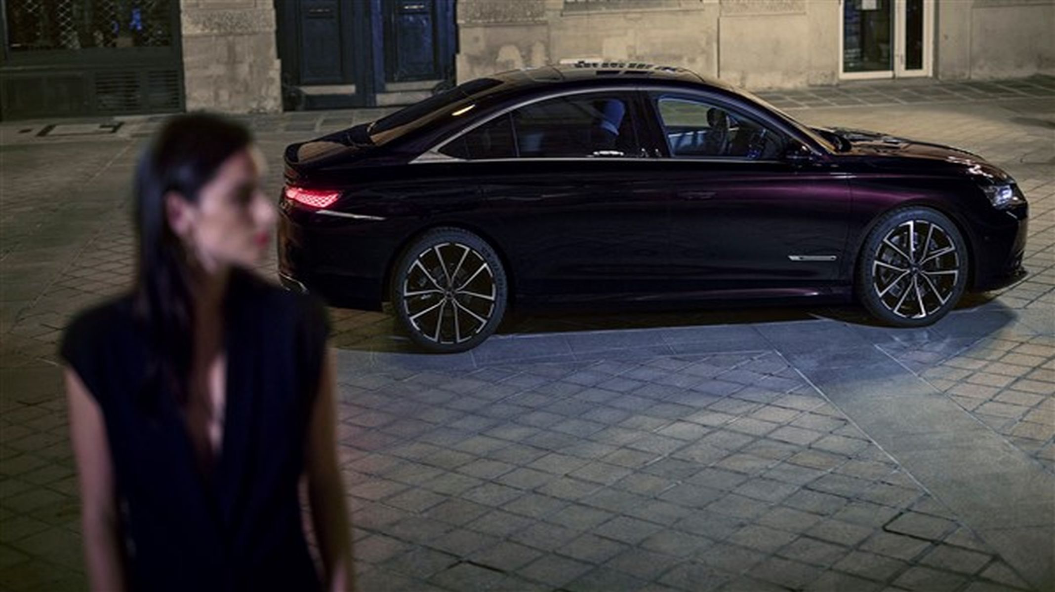 Stellantis, Paris Otomobil Fuarı’na Elektrikli Ürün Gamıyla Enerji kKattı