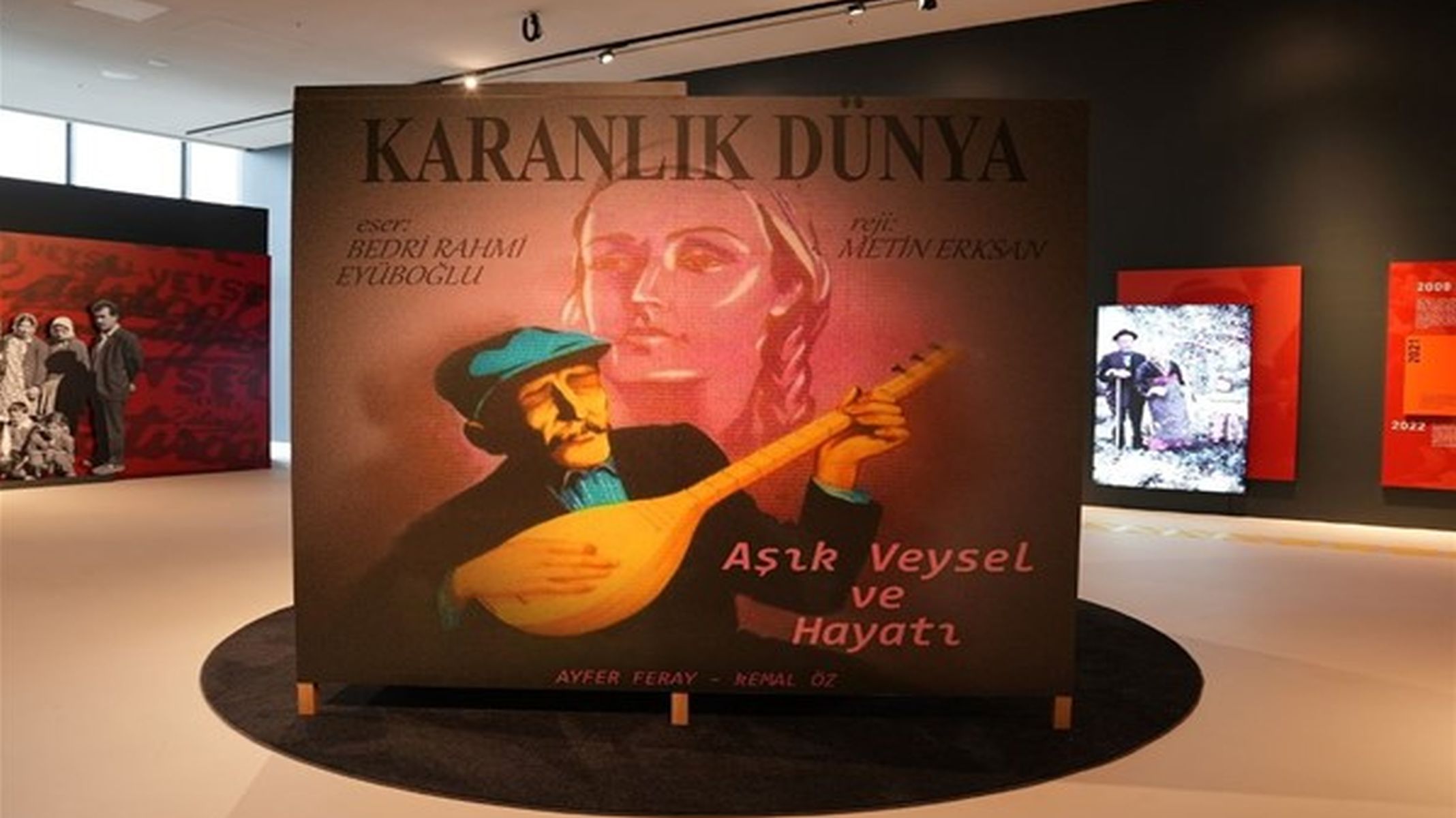 Aşık Veysel’in ‘Veysel Gider, Adı Kalır’ Sergisi AKM’de Açıldı