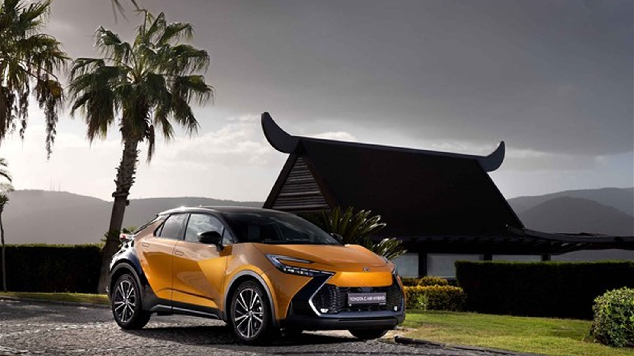 Toyota ,Yeni Nesil C-HR Hybrid’i Türkiye'de Satışa Sundu