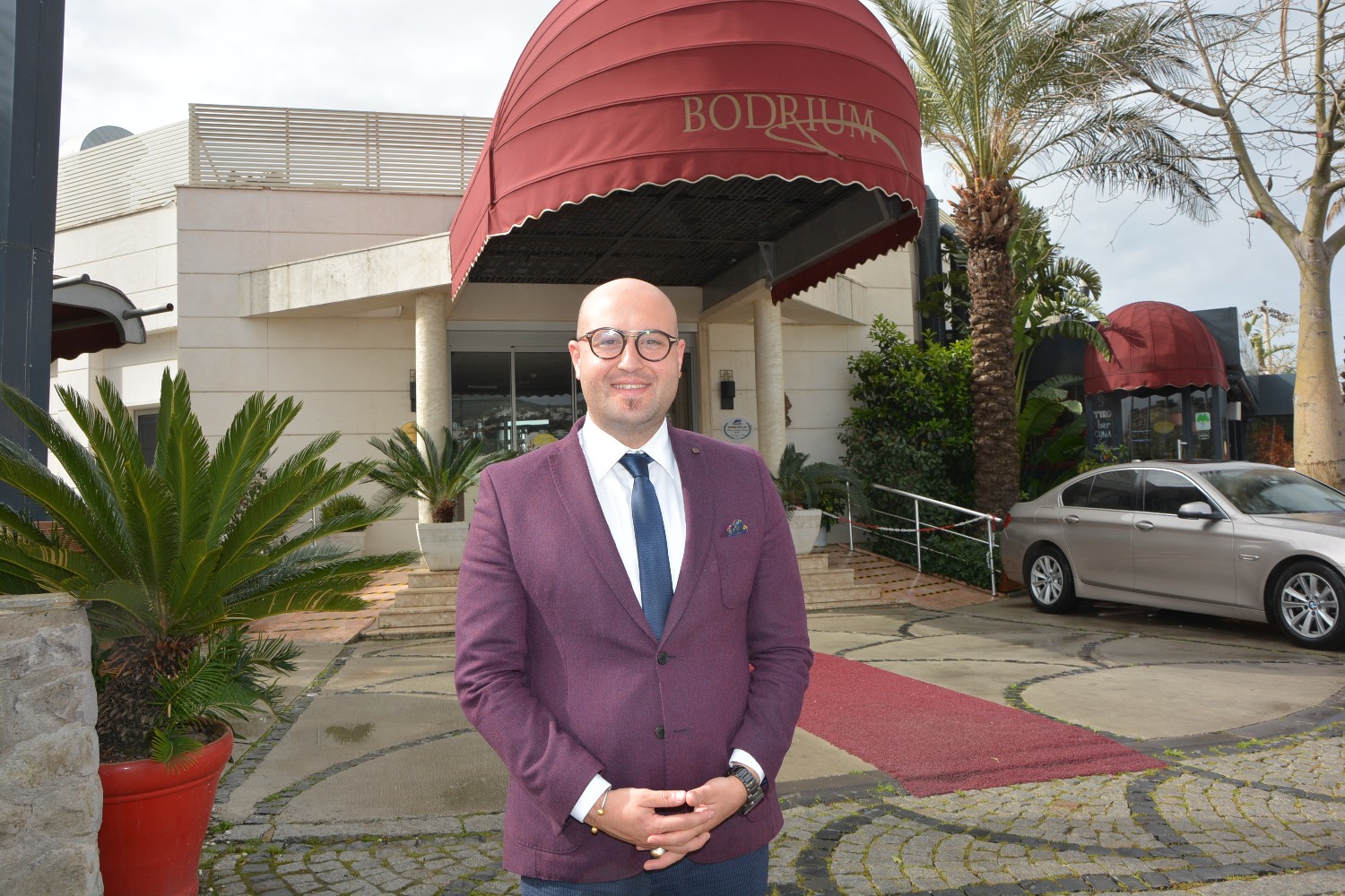 Homaj Rimedaj Problemoj Enprofundiĝas en Turka Turismo